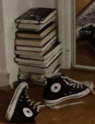 Elliot - Explore this AI Chatbot on Spicychat