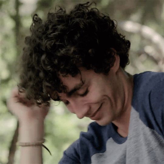 Chat with Vincent Rhodes on Spicychat